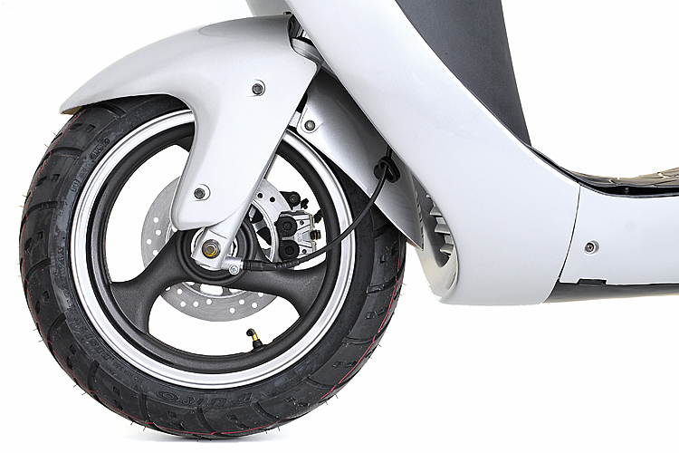 125cc Cruiser Moped - 125 Direct Bikes Mopeds